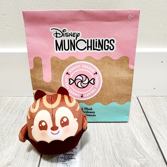 Disney | Toys | Disney Munchlings Sweet Treats Chip Scented Plush ...